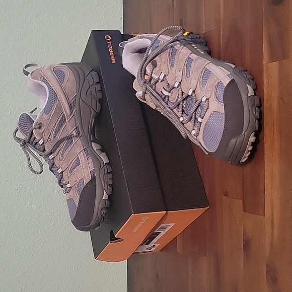 Merrell | Shoes | Merrell Moab 2 Vent 85 Hiking Shoes | Poshmark